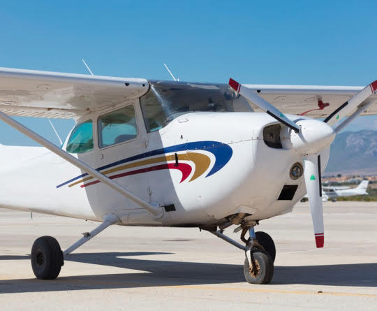 Pilot Institute - Learn to Fly with Drone and Airplane Courses