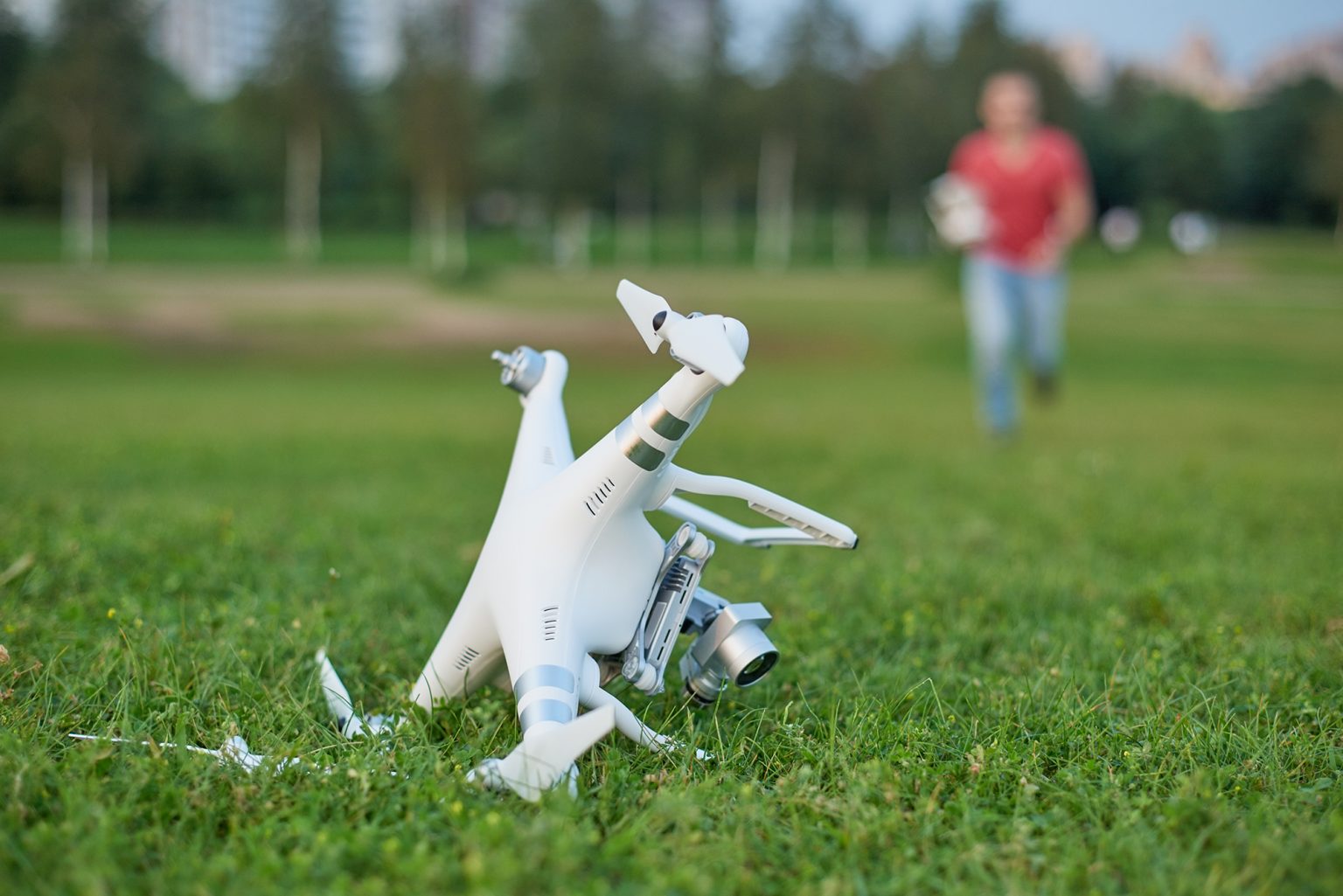 How to Fly a Drone for Beginners – Laws, Tips, and Basic Maneuvers ...