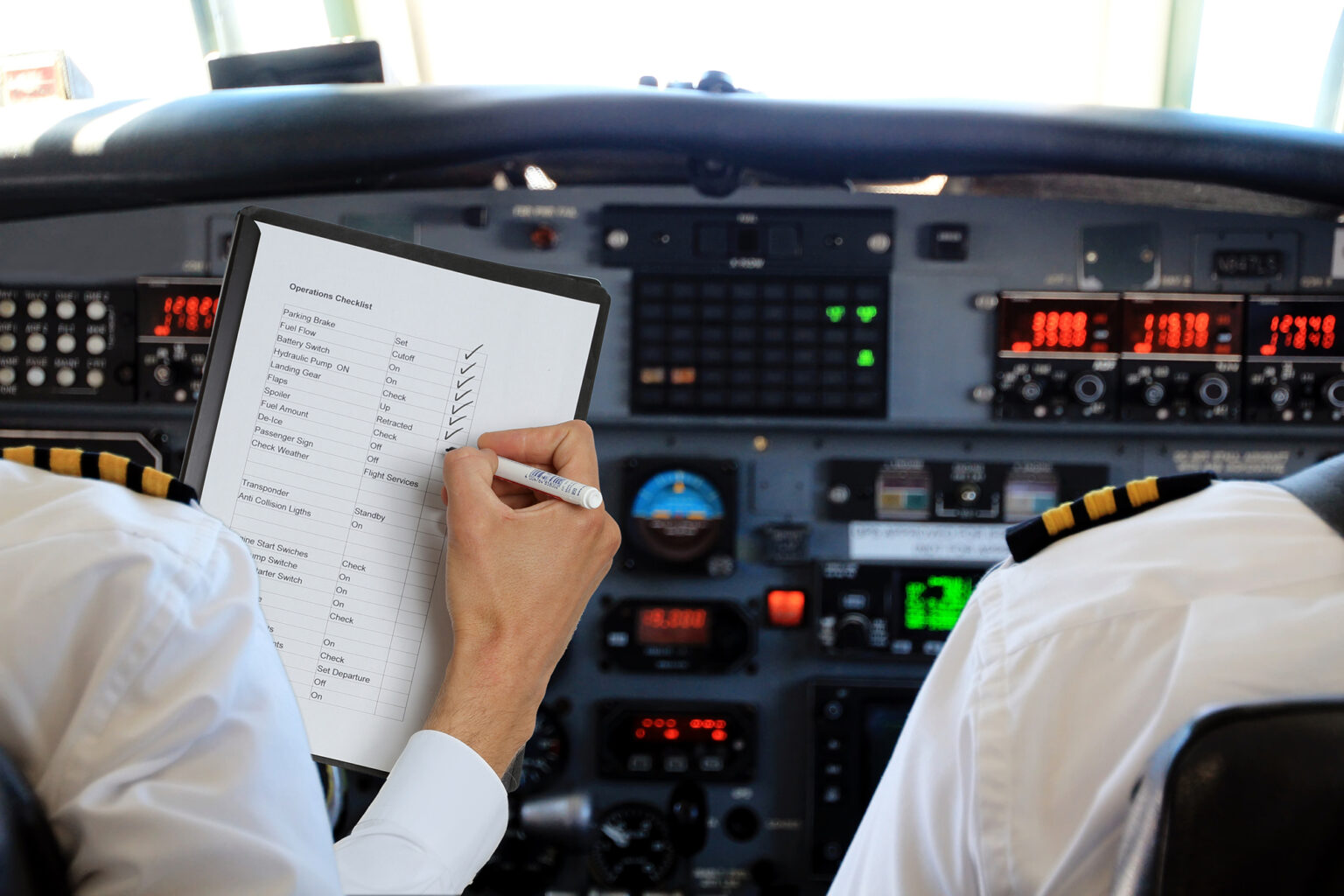 How Many Pilot Certificates are Issued Per Year? - Pilot Institute