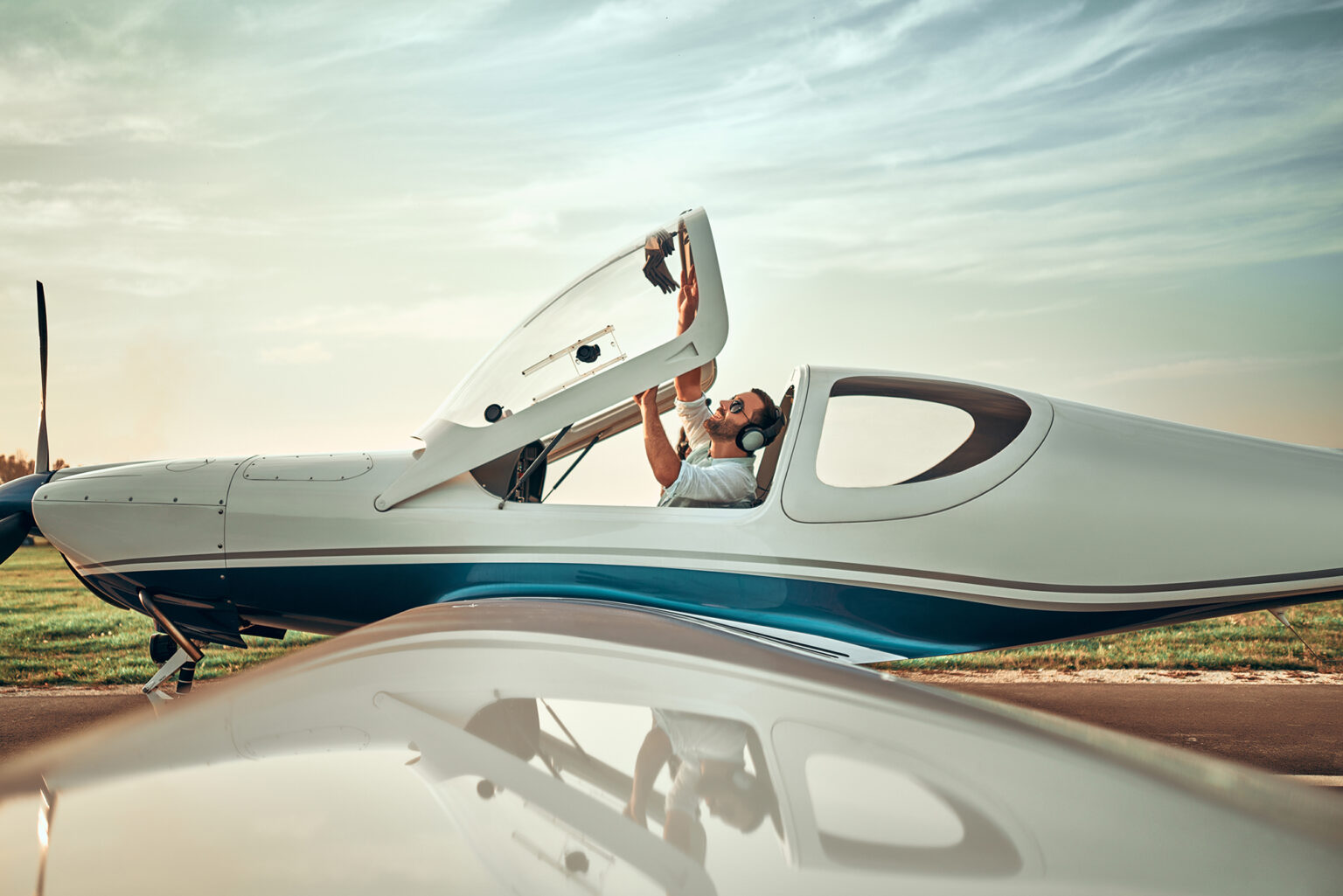 Aircraft Registration: How to Register a Plane - Pilot Institute