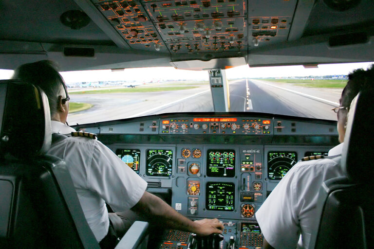 Rejected Takeoff - To Stop or Go? - Pilot Institute