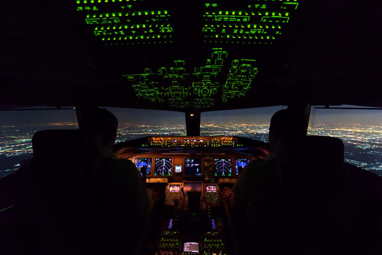 How Do Pilots See at Night - Pilot Institute How Do Pilots See at Night - Pilot Institute