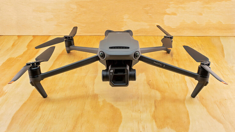 Best Drones with Long Flight Times (2022) - Pilot Institute