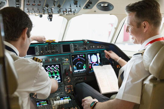 How Working Hours Affect Pilot Performance - Pilot Institute How Working Hours Affect Pilot Performance - Pilot Institute