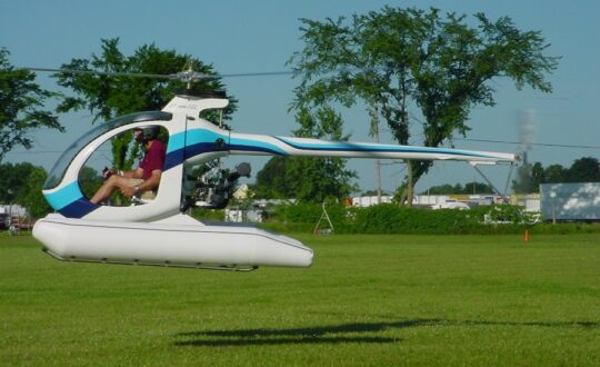 What Planes Can You Fly Without a Pilot’s License? - Pilot Institute