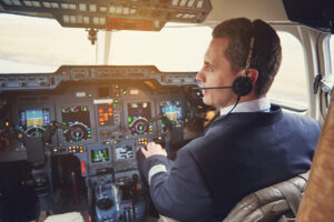 Top 5 In-Ear Aviation Headsets for Pilots (2023 - Pilot Institute