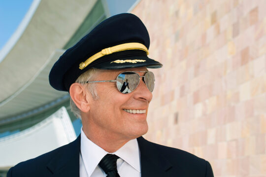 How Much Do Pilots Make? - Pilot Institute